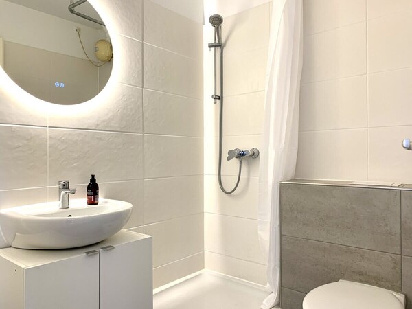 Bright And Comfortable 1br Flat In Augsburg - Ried
