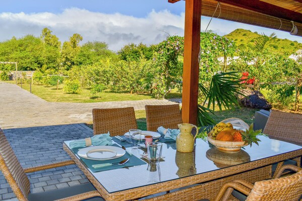 Delightful 1-bedroom Cabin In Chamarel With Stunning Views - Maurice