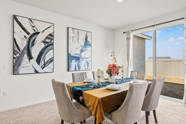 11beds/new/6bd/4bd/spacious - Moreno Valley, CA