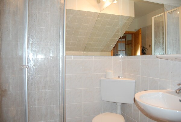 Ferienhaus "Malvenhus" - Ca. 58 M² Für 2 - 3 Personen Mit Kleiner Terrasse - Ahrenshoop