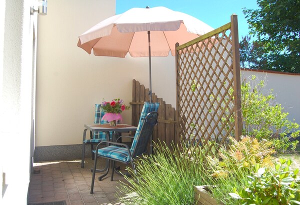 Vacation Apartment "Morgensonne 1" - In The Village Center Approx. 50 M² For 2 Persons With Terrace - Ahrenshoop