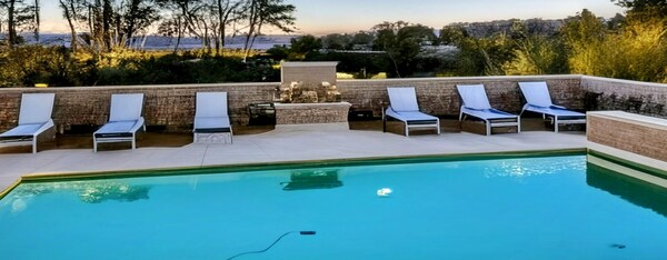 2 Bedroom, 2 Bathroom Apartment With Terrace Near Lourmarin - Apt 4 - Cadenet