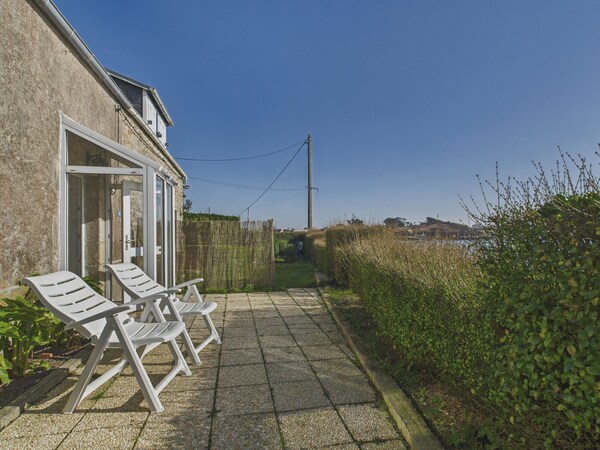 Sea View - House With Garden For 2 - Landéda