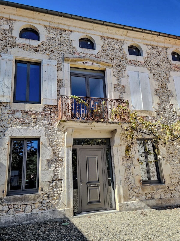 Large Estate Renovated With Taste And Comfort In The Heart Of Nature - 朗德