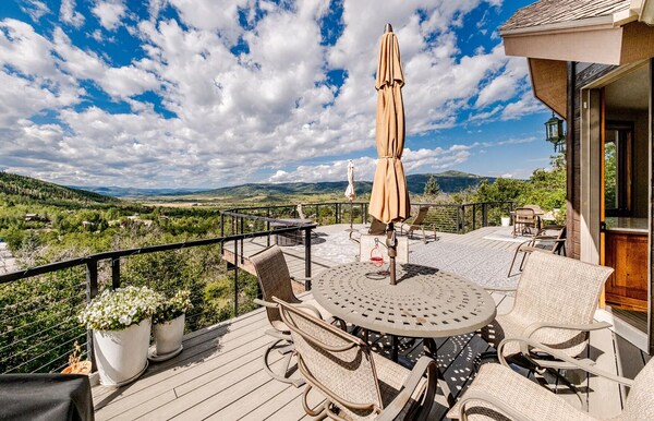 Luxury Chalet-style Home 3-bedroom Home In Gorgeous Steamboat Springs - Steamboat Springs, CO