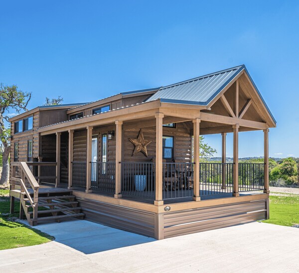 Log Cabin-style Tiny Home With Grand Stargazing Porch Welcomes Both Two & Four-legged Guests At Fire - Luckenbach, TX