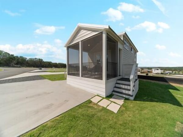 Pet-friendly 'A Walk In The Clouds' Features Ridge-top Location With French Doors To Screened Porch - Luckenbach, TX
