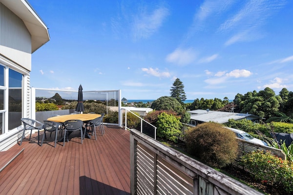 Seaside Weekender - New Plymouth Holiday Home - 塔拉納基大區