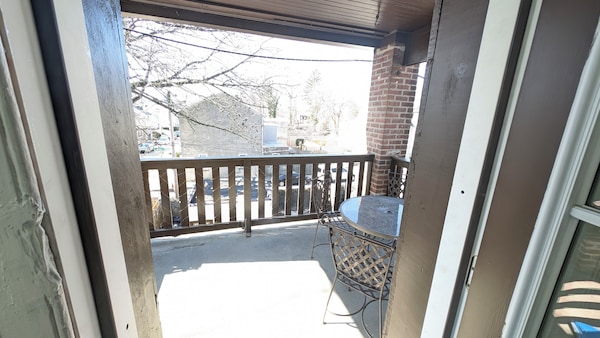 Charming 2-bedroom Apartment W/ Wifi, Ac In Phenomenal Germantown, Philadelphia - Conshohocken, PA
