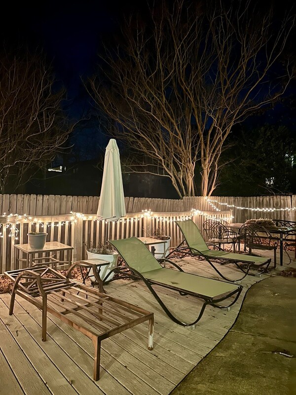 Relaxing 2-bedroom Home In The Heart Of West Little Rock With A Hot Tub. - Little Rock, AR