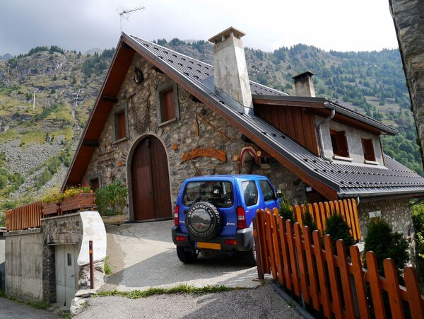 La Grange - 2 Vastes Appartements En Chalet (70m2) - Acces Alpe D'huez - Allemont