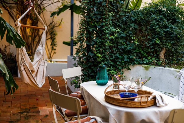 Bica Apartment W/pool And Garden - Alfama