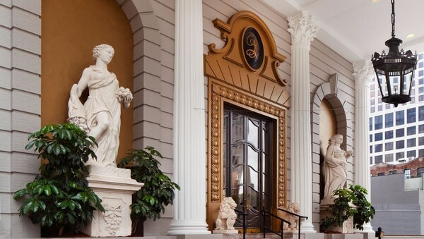Deluxe Double Room At Le Pavillon New Orleans, Minutes From Jackson Square! - 新奧爾良