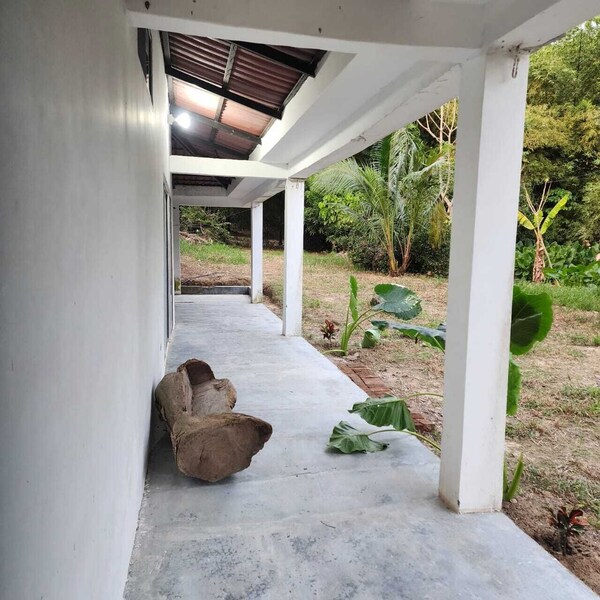 Calabazo Casa Monocai A 500 Metros! De Entrada Parque Tayrona - Santa Marta, Colombia