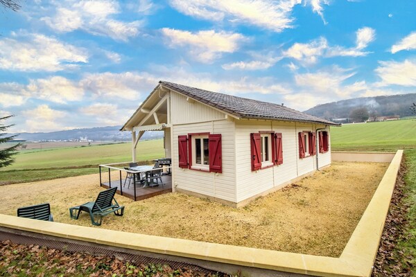 Gîte Prairie  Charme Et Tranquillité En Périgord Noir, Piscine Partagée, Terrasse Et Nature - Montignac