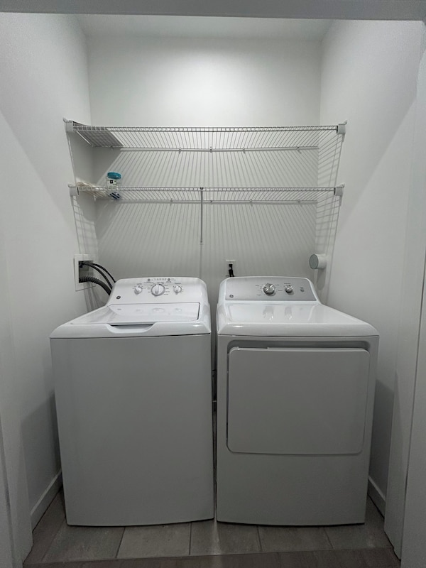 Welcome To Outlet Charming Townhome With Wifi And Ac & More In Enjoyable Bayonne - ベヨーン, NJ