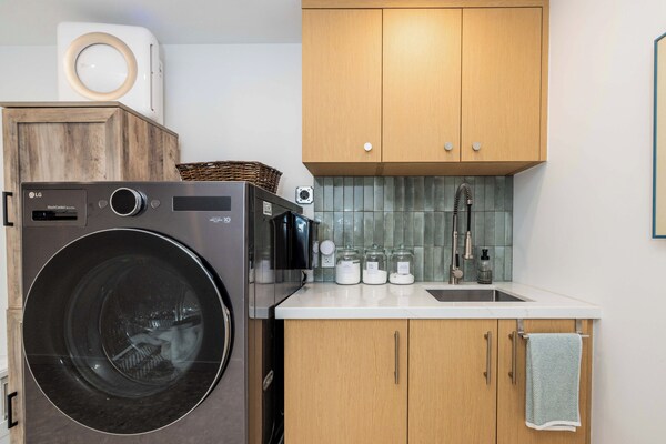 Luxury Guest Suite With Private Bath - San Francisco, CA