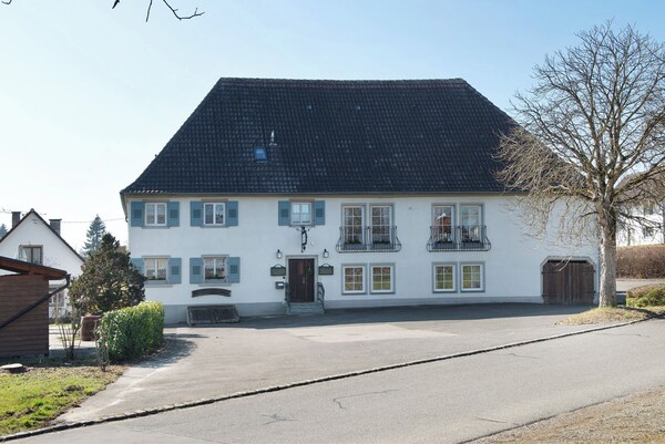 Room 'Konstanz' With Shared Terrace, Shared Garden And Wi-fi - Lake Constance