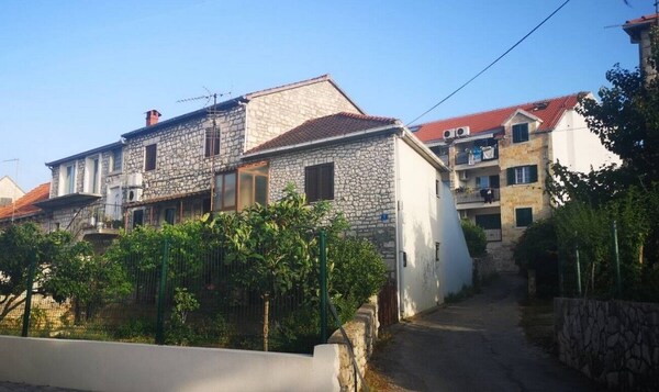 Studio Appartement Mit Balkon Supetar, Brac (As-23901-a) - Supetar