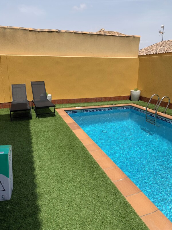 Home In Los Alcazares,\n4-bedroom House With, Private Pool, Wifi, Ac, - Cartagena