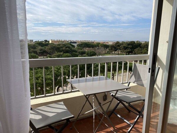 Appartement T1 Lumineux Avec Balcon Et Vue Sur éTang à Balaruc-les-bains - Balaruc-les-Bains