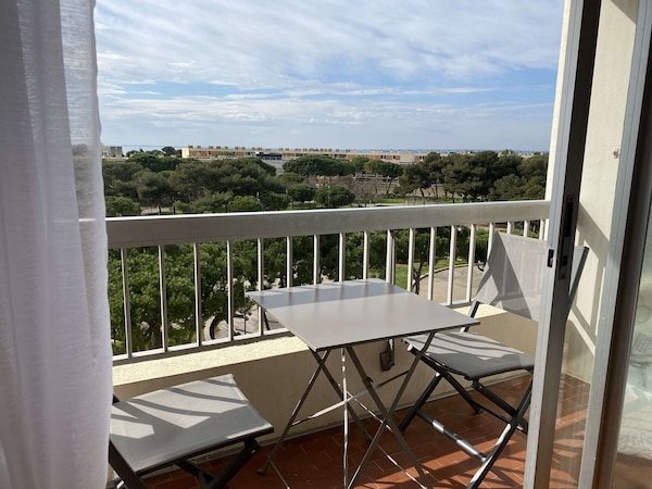 Appartement T1 Lumineux Avec Balcon Et Vue Sur éTang à Balaruc-les-bains - Balaruc-les-Bains