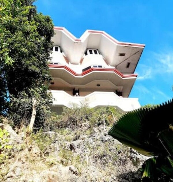 Avana Hills Boracay Prime Family Suite - Nabas
