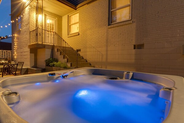 New: Playground: Hot Tub|games|pool|broadway Buzz - Mt. Juliet, TN