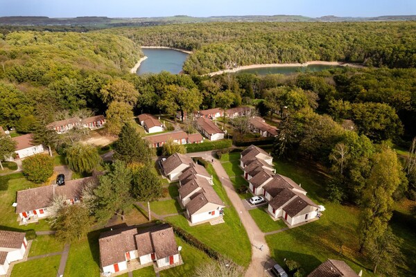 Gîte In Semur-en-auxois Nahe Waldidylle - Département Côte-d'Or