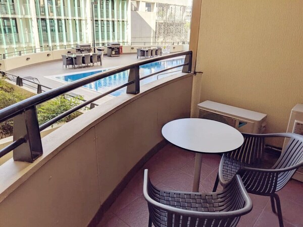 New To Vrbo: Exquisite Apartment At City's Doorstep - Belconnen