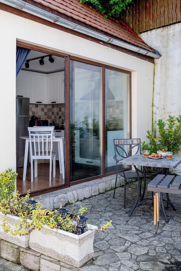 Cozy House With Private Terrace, Bbq & Free Parking - Brașov