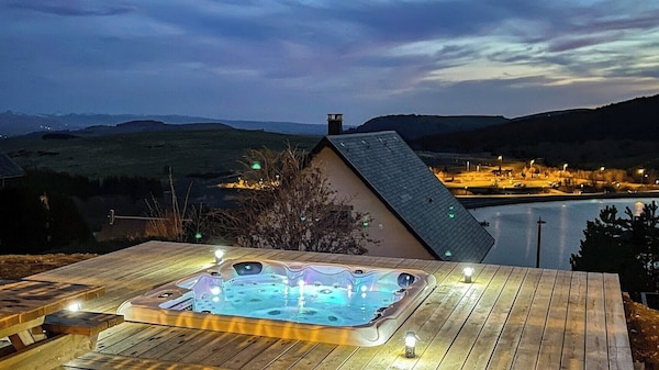 Chalet L'anorak Super Besse, Spa Privatif, 10 Pers, 4 Chambres, Vue Sur Le Sancy - Chambon-sur-Lac