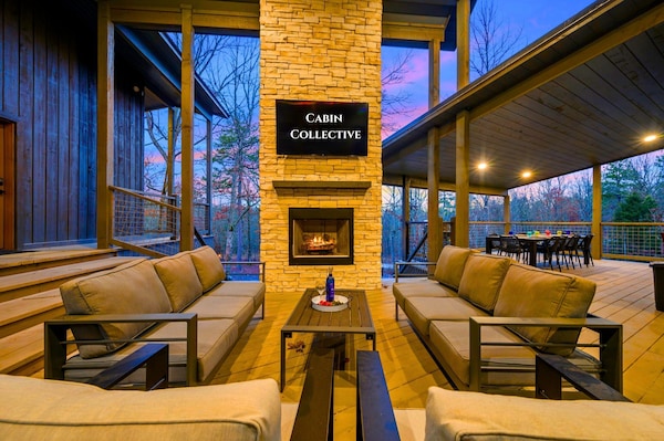 Stocked Pond | Ping Pong, Shuffleboard, Secluded! - Broken Bow