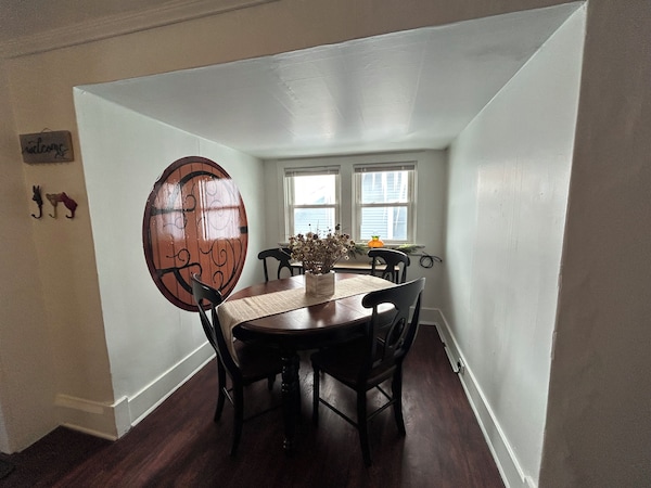 Charming 1-bedroom Apartment In Downtown Alpena - Alpena, MI
