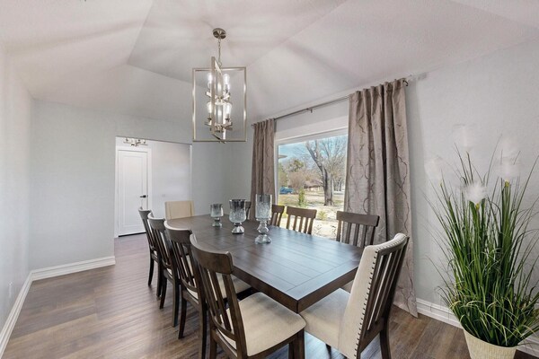 Spacious 5-bedroom House With Wifi And Ac In Fabulous Arlington - 알링턴