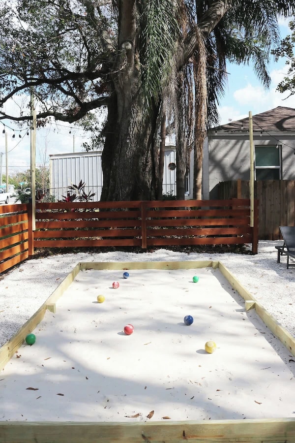 Outdoor Hangout W Bbq Firepit Bocce Ball And More - Tampa, FL