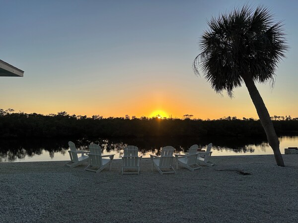 Slice Of Paradise - Englewood, FL