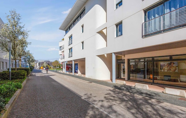 1 Bedroom Cozy Apartment In La Rochelle - Île de Ré