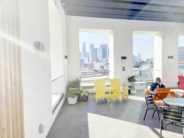 La Escape Cozy 2br King In Dtla's Little Tokyo District - Lynwood, CA