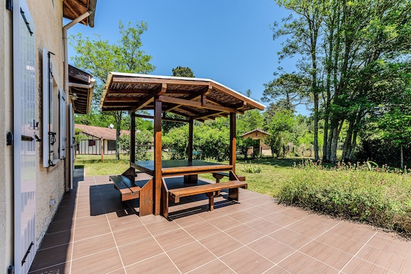 Encantadora Casa Con Piscina Climatizada, Segura Y Entorno Ideal Para Familia Y Amigos - Mios