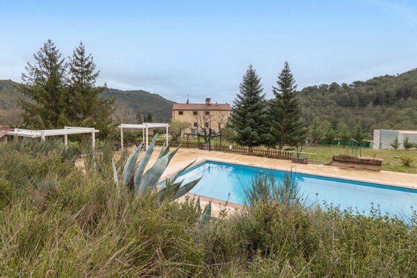 Apartment 'Les Muntades Foc' With Mountain View, Wi-fi And Air Conditioning - Igualada