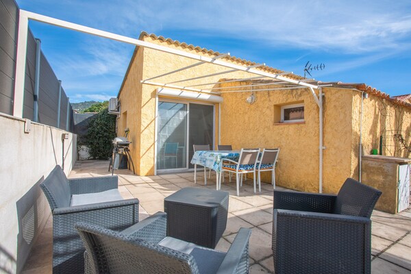 Holiday Home 'Les Mimosas' With Private Terrace, Private Garden And Wi-fi - Bormes-les-Mimosas