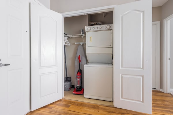 White Plains Modern One Bedroom, Near Transit - Westchester County, NY