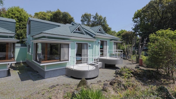 Standard Japanesewestern Style Cottage | Room On / Ito Shizuoka - Ito