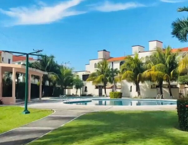 Hotel Zone By Walking Sunset House. - Cancún