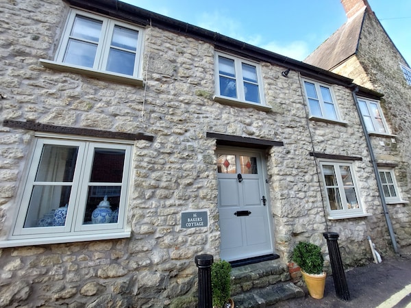 Bakers Cottage -   That Sleeps 3 Guests  In 2 Bedrooms - Shaftesbury