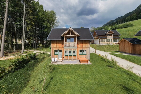 Holiday Home Near Grundlsee & Ski Areas - Bad Aussee