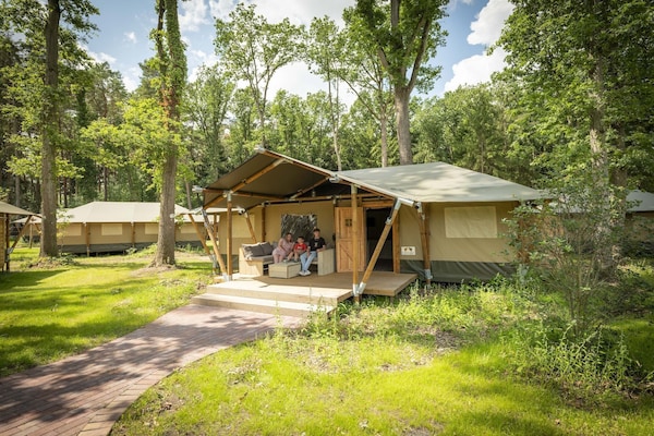 Lodge Im Serengeti Park Mit Safari-erlebnis - Hodenhagen
