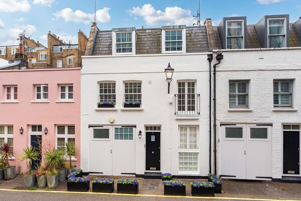 Hyde Park: Chic 4 Bedrooms House - チェルシー