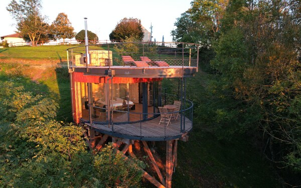 Welcome To Domaine Des éToiles Unusual Accommodations - Isere